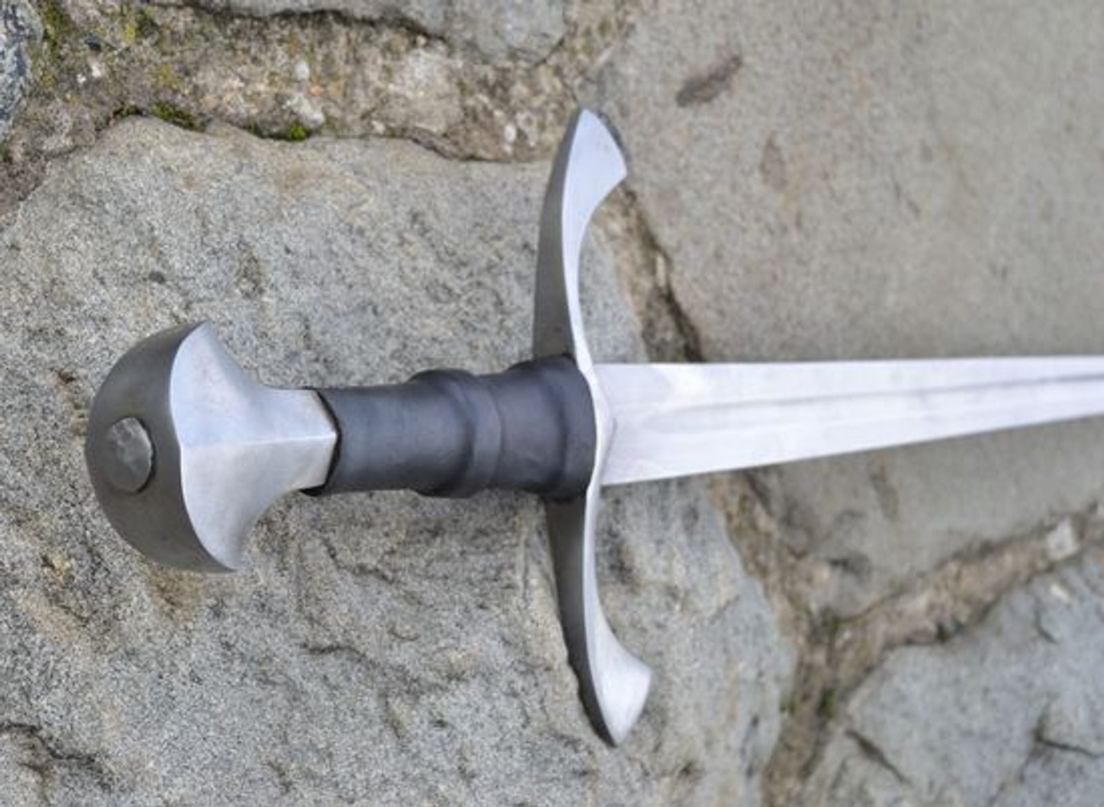 TALON, one handed combat sword Wulflund