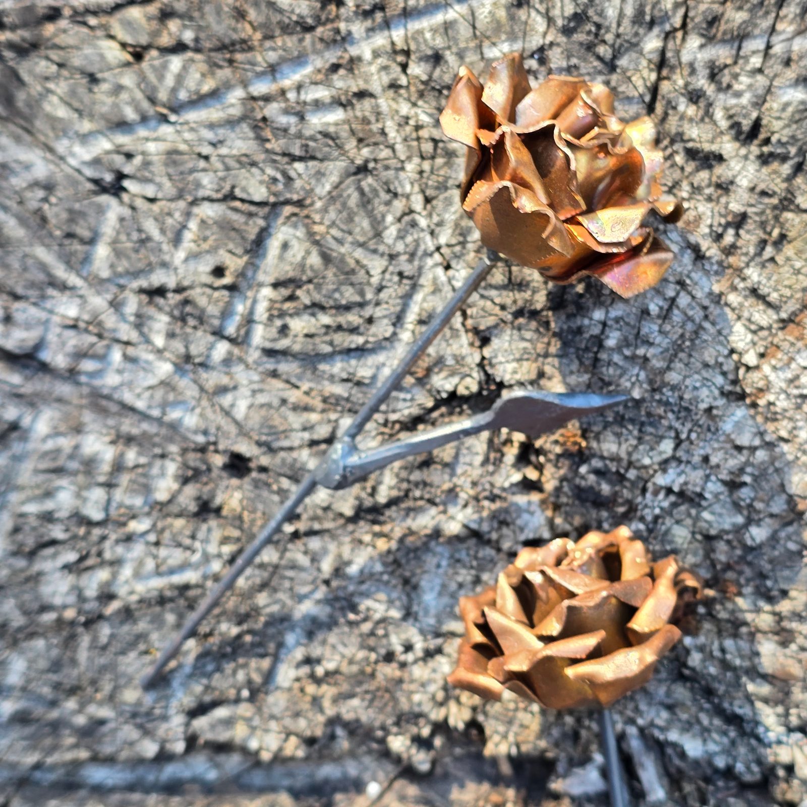 Prague Forged Rose Wulflund