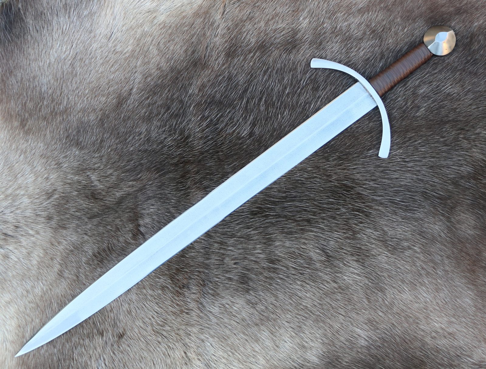 ONE-HANDED SWORD, Willehalm, early XIV. century, sharp replica Wulflund