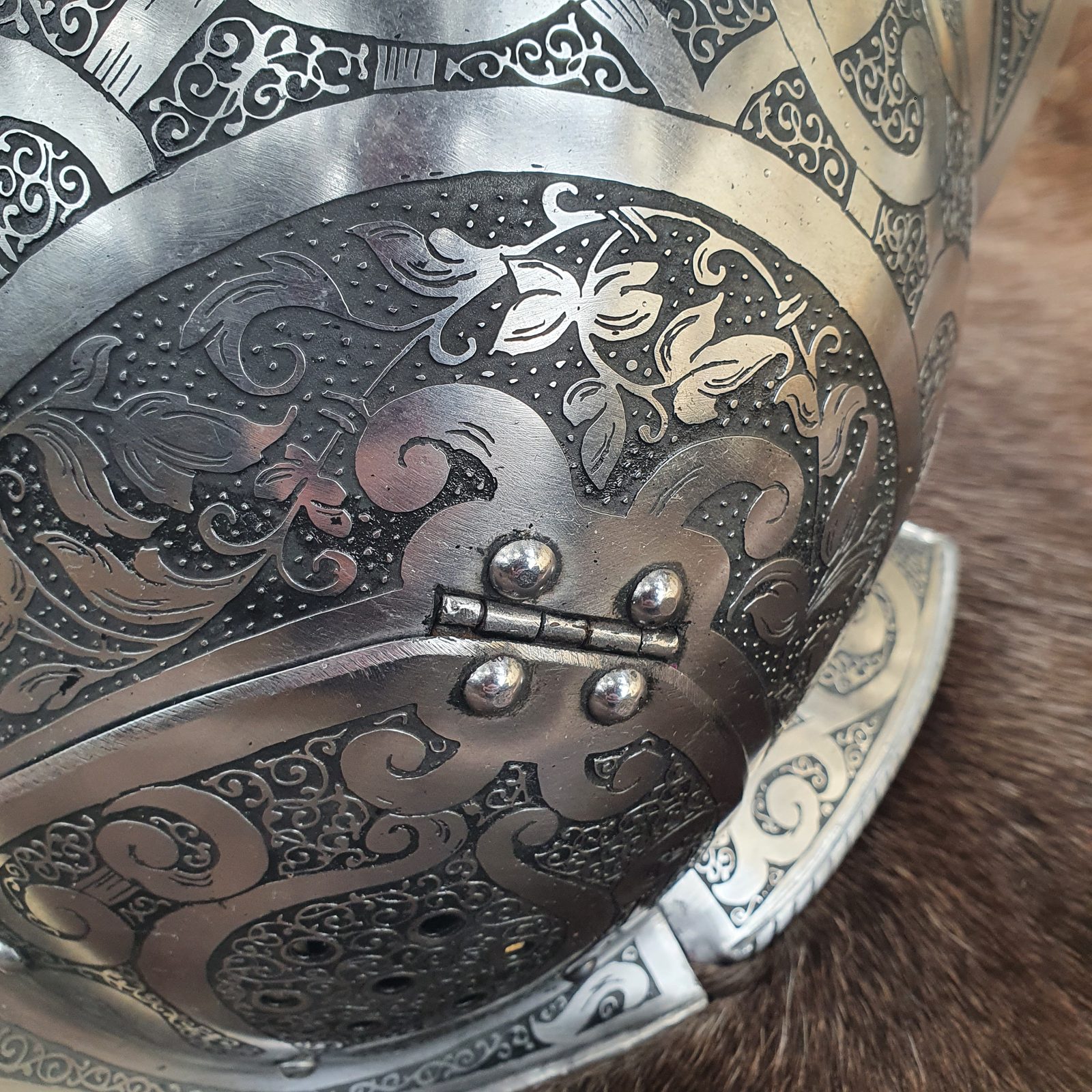 MORION luxury etched helmet Wulflund