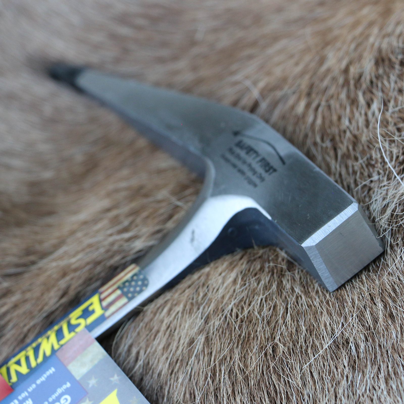 GEOLOGY ROCK HAMMER, leather grip, Estwing Wulflund