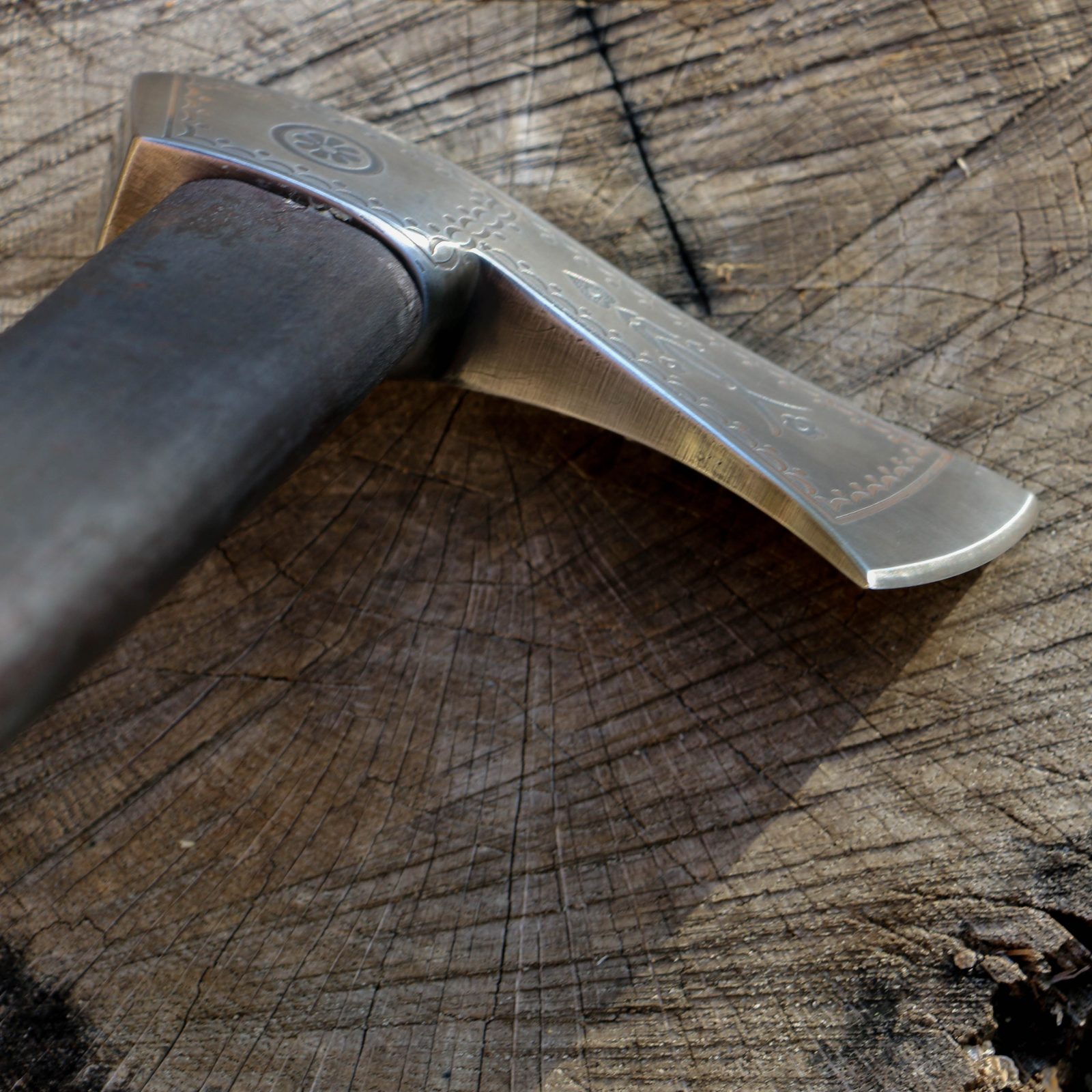 CARPATHIA VALASKA traditional forged Carpathian Axe - etched Wulflund
