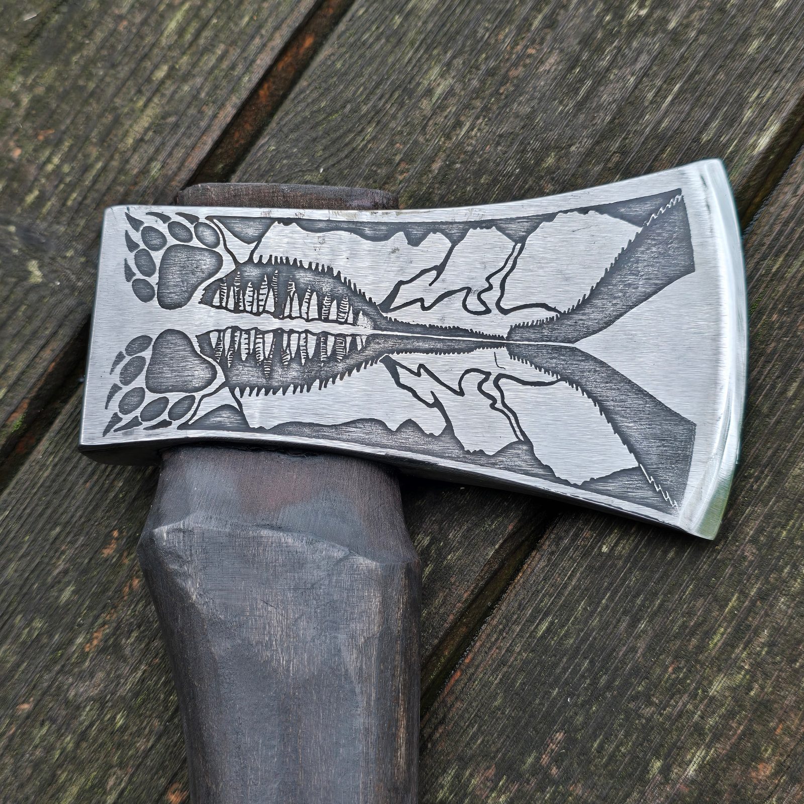 Canadian forged axe - MORAINE Wulflund