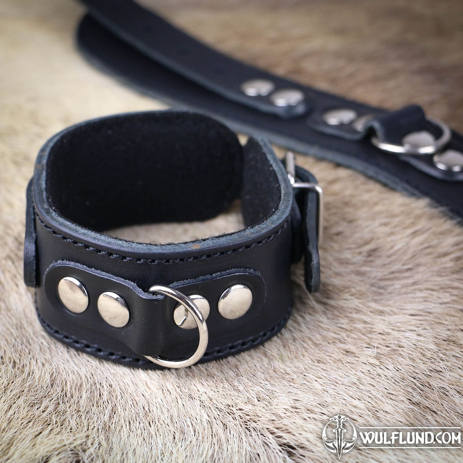 LEATHER FOOT HANDCUFFS, narrow - pair Hádek keychains, whips, other ...