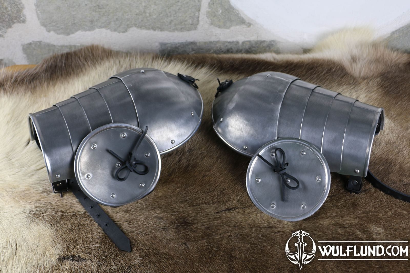 Bevor and Pauldrons The Royal Guard Duralumin - Costume Rental ...