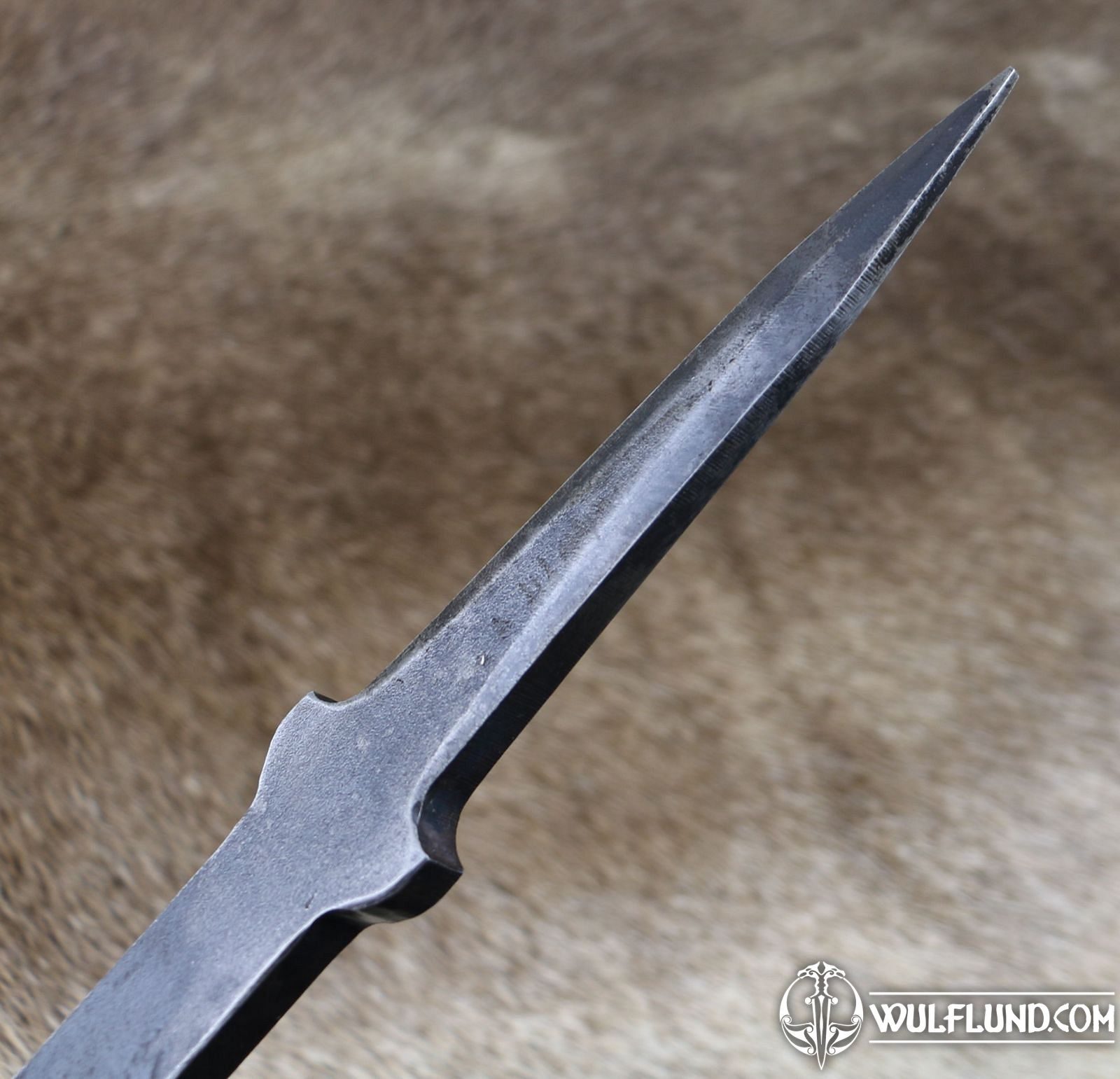 GLADIATOR Throwing Knife Black 8mm Drakkaria Throwing knives Throwing ...