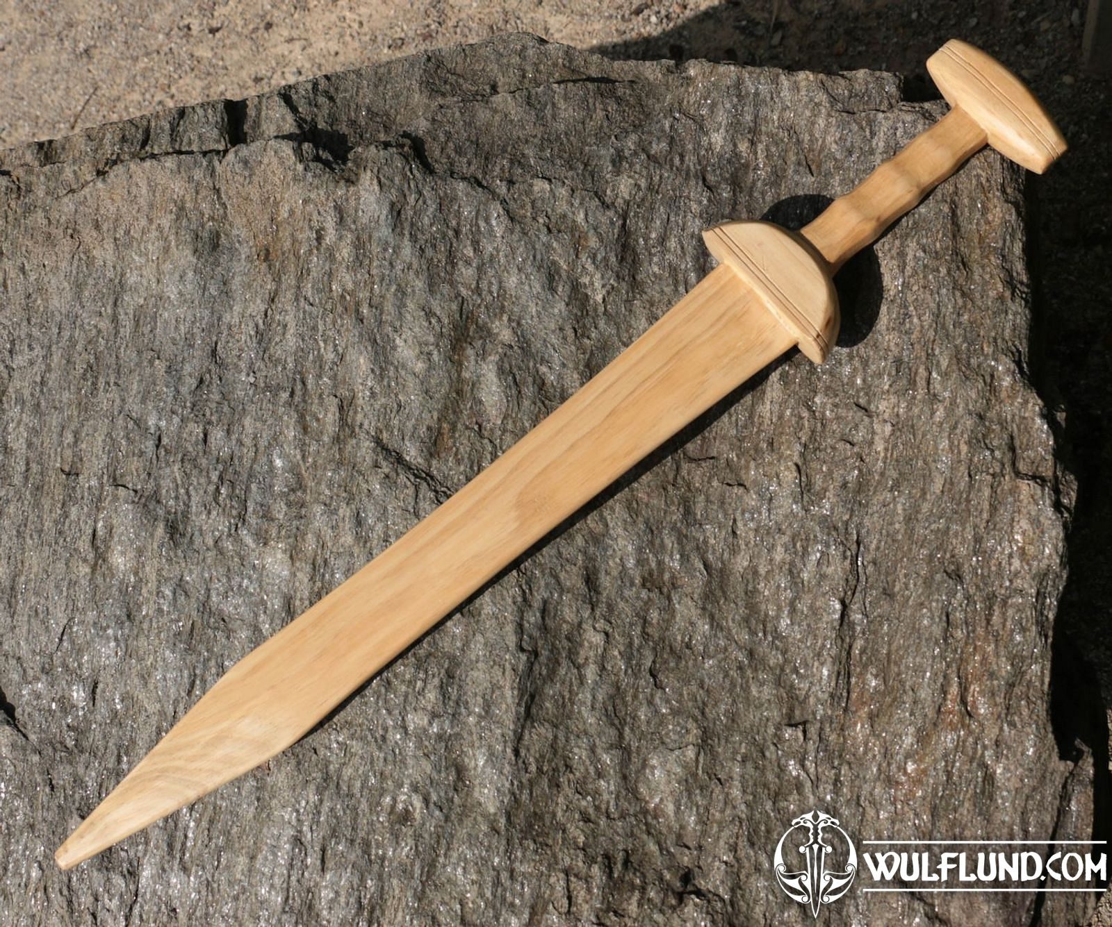 RUDIS, wooden gladiator sword Gladiator Films and Games, Home decor ...