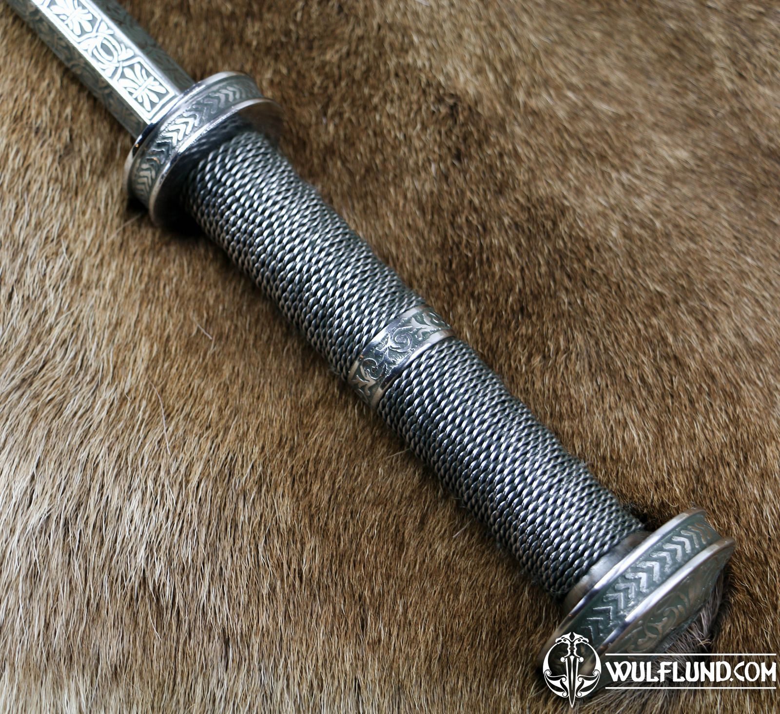 CORVUS, medieval War Hammer Etched Drakkaria War hammers Weapons Wulflund