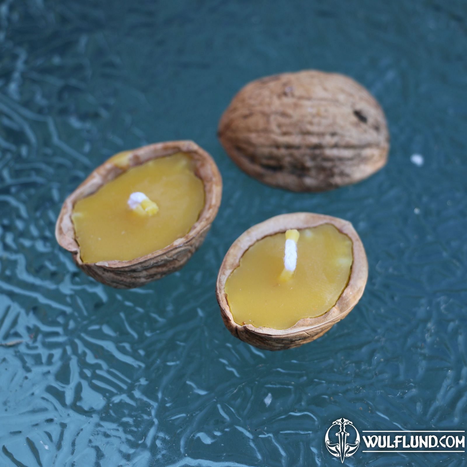 Floating nut - beeswax candle in shell Candles Aromatherapy, Home decor ...