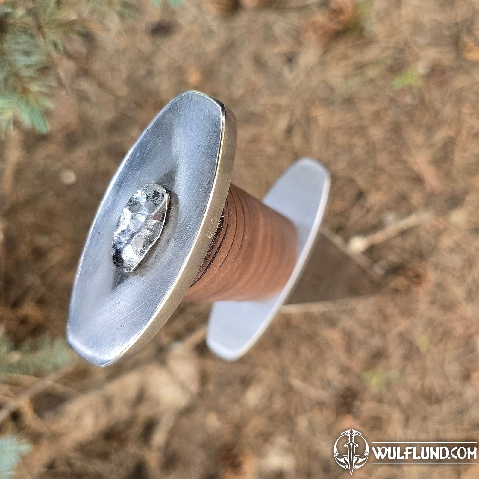 Viking Sword Petersen type M Drakkaria Viking swords Swords, Weapons ...