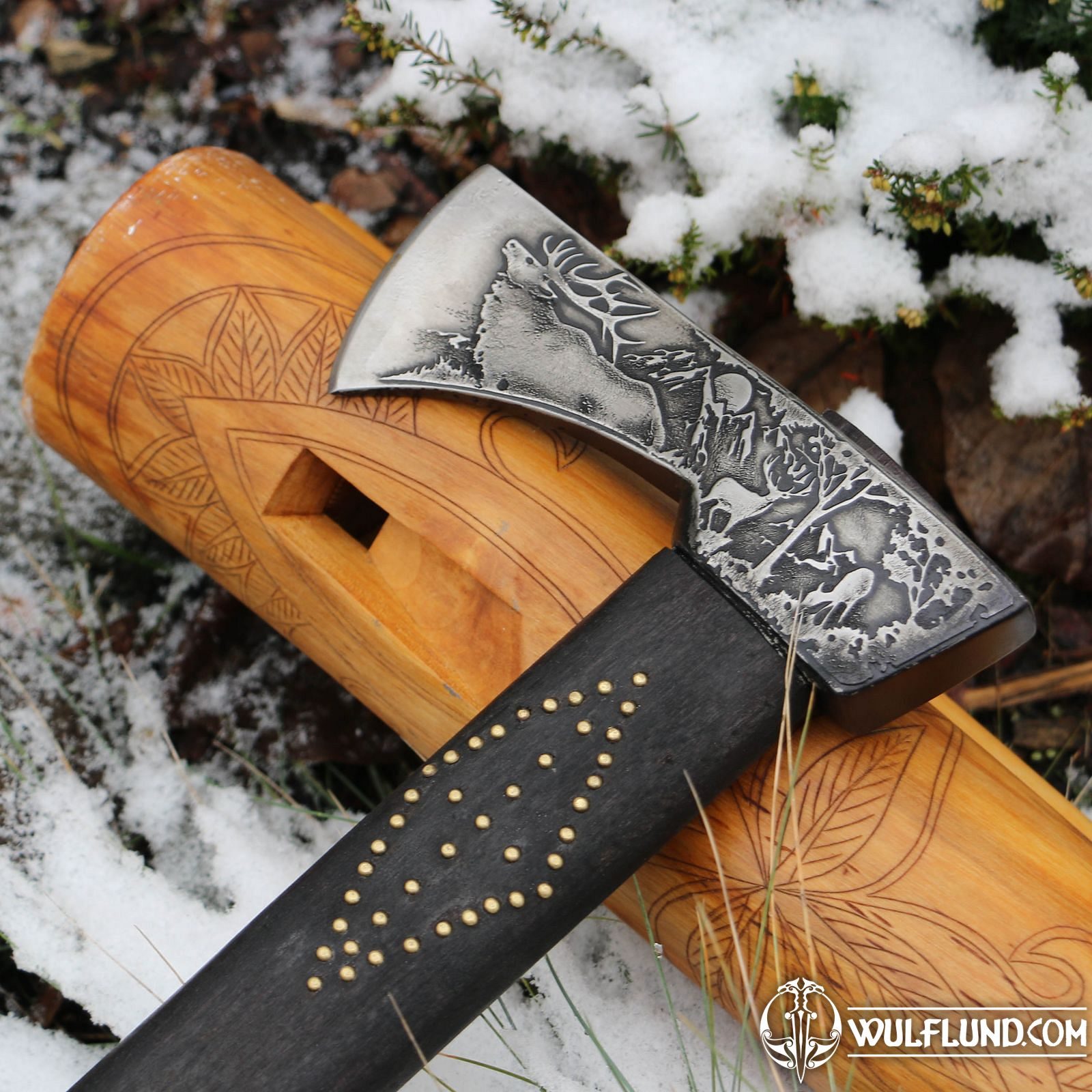 CARPATHIAN VALASKA traditional forged Axe - etched with Wolf and Deer ...