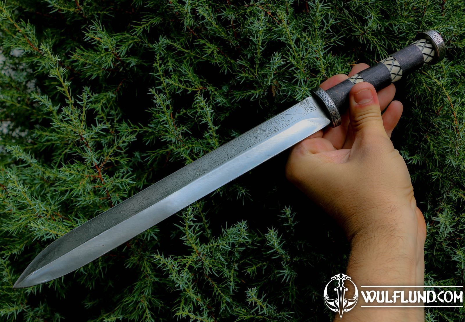 SEAX knife, etched Drakkaria Seax knives Knives, Weapons Wulflund