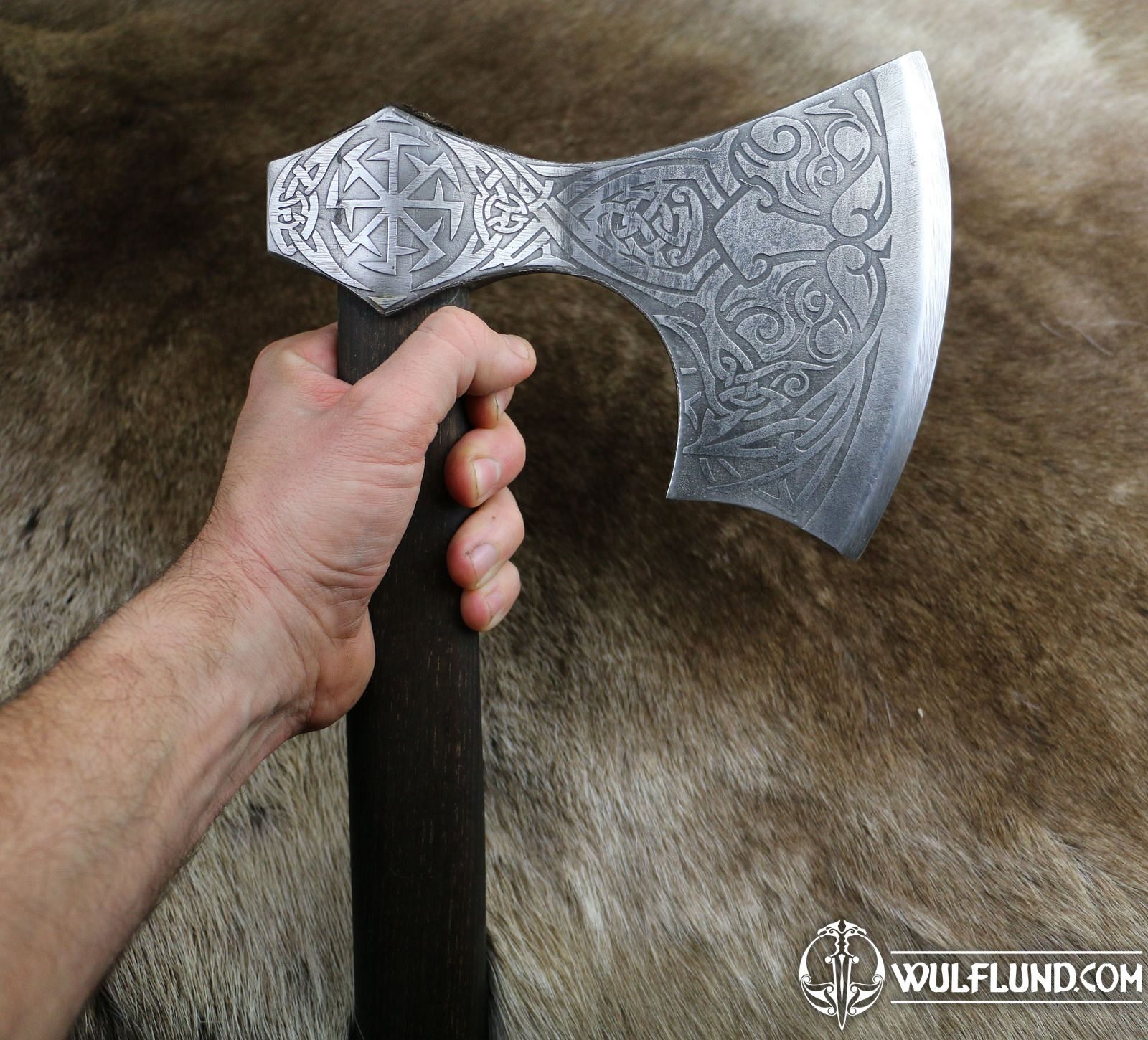 Axe of Perun, etched Slavic Axe Drakkaria Axes Weapons Wulflund