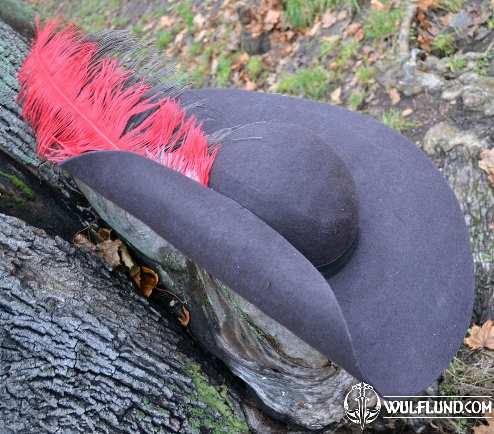 Musketeer Round Hat hats for men Historical costumes, Fashion Wulflund