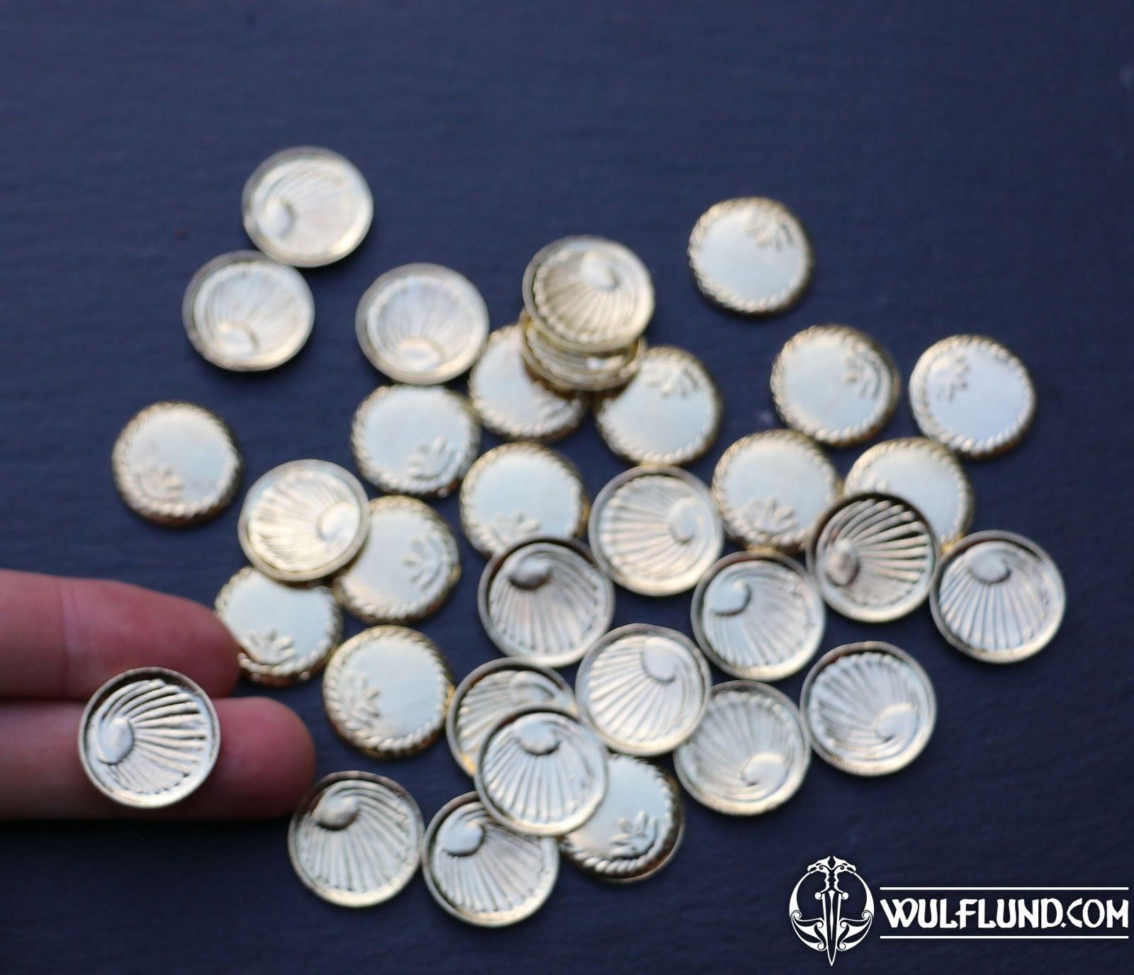 CELTIC TREASURE, COINS and pouch, replicas - 100 pieces Drakkaria All ...