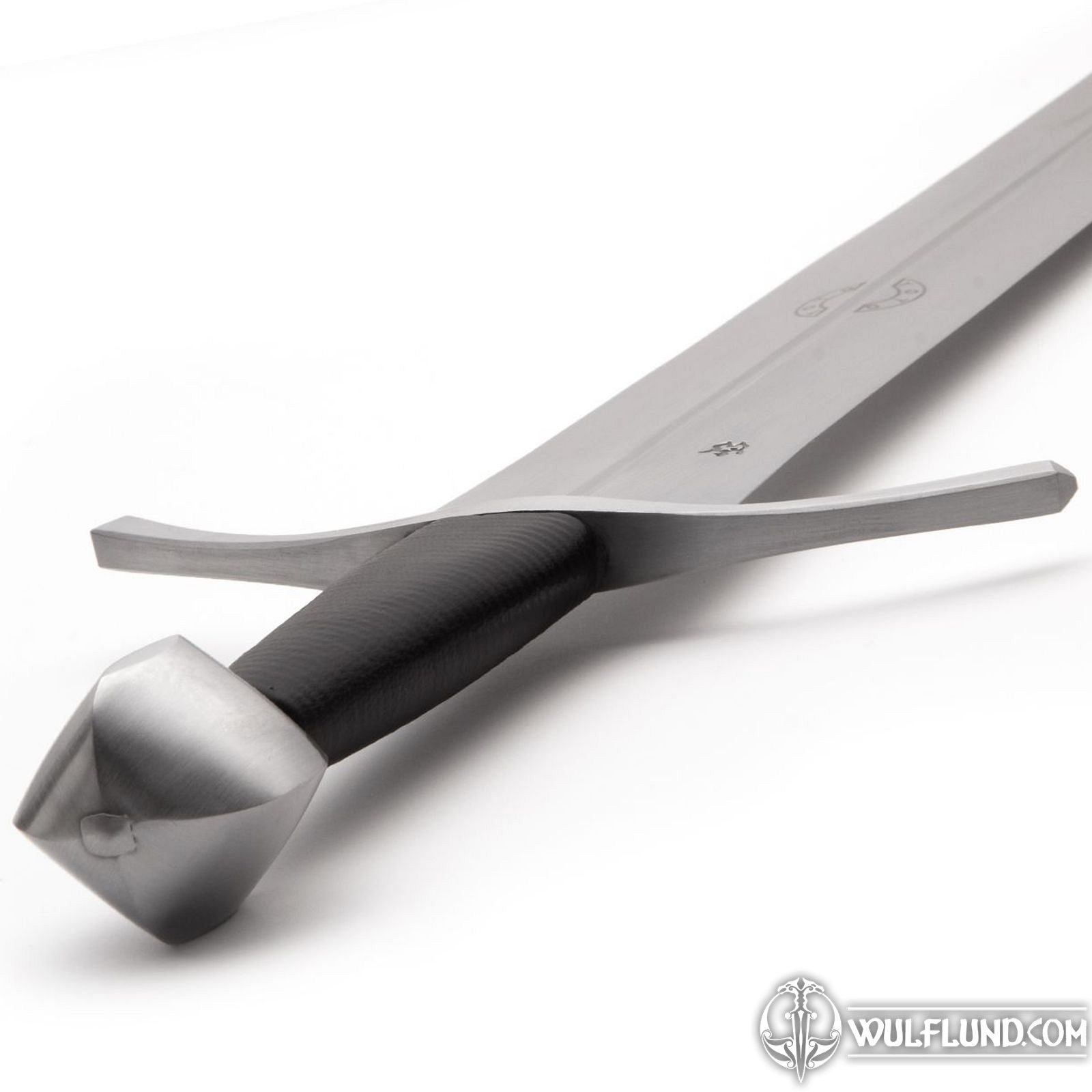 Sword of the 14th century, Arming Sword Medieval swords Swords, Weapons ...