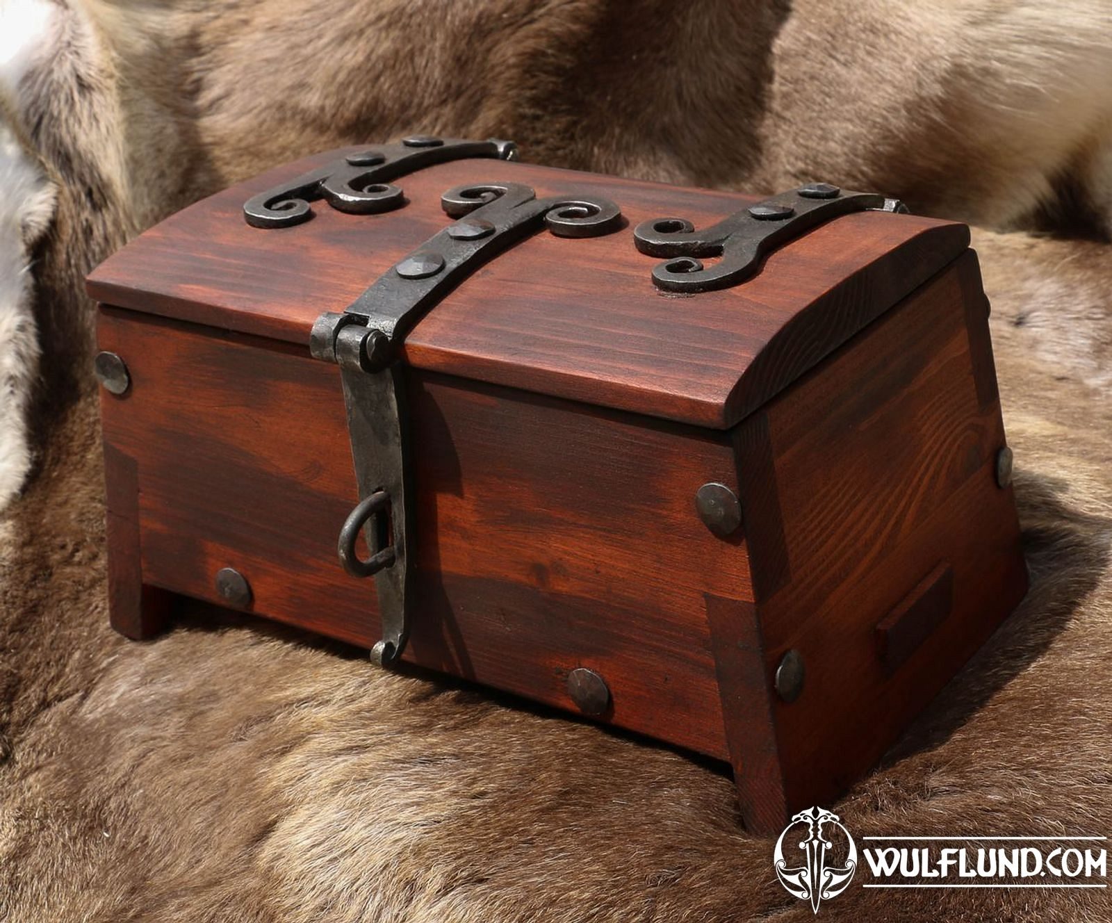 HISTORIC chest | Medieval chests Wulflund