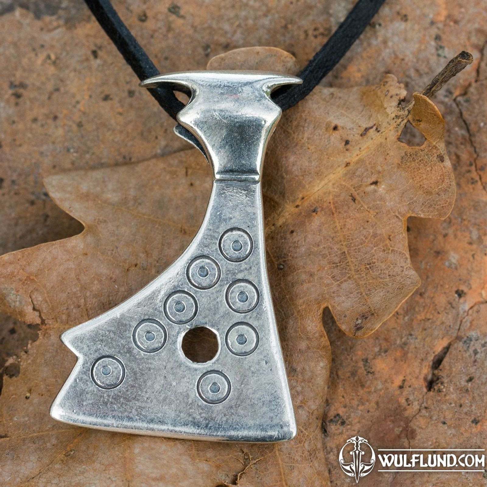 SLAVIC AMULETS PERUN AXES Wulflund