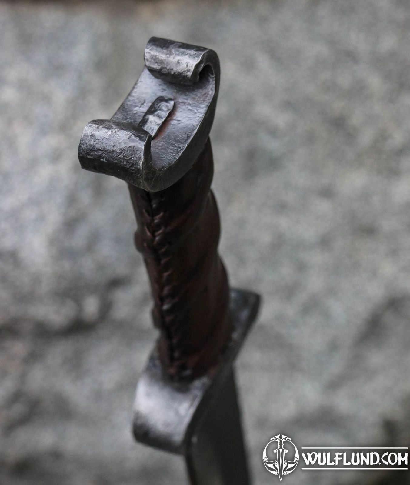 VIKING SWORD Petersen Type G - long seax Drakkaria Viking swords Swords ...