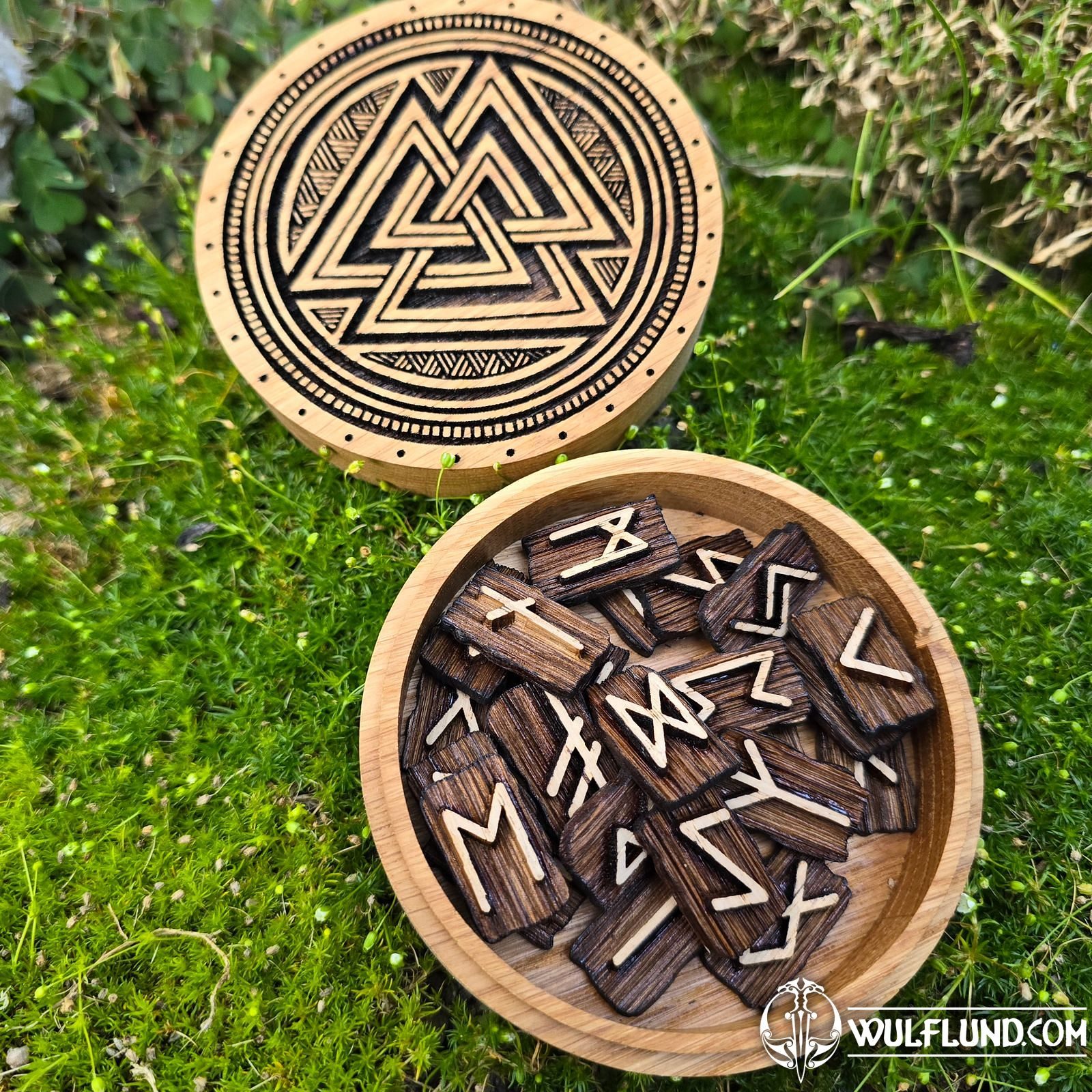 RUNEN - FUTHARK mit Box - VALKNUT Kadlus Runen Futhark Magik, Home decor Wir lassen Geschichte ...