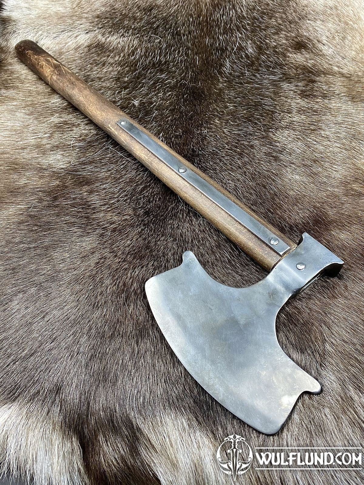 HACHE MÉDIÉVALE - prête au combat Drakkaria Haches Armes Nous faisons ...