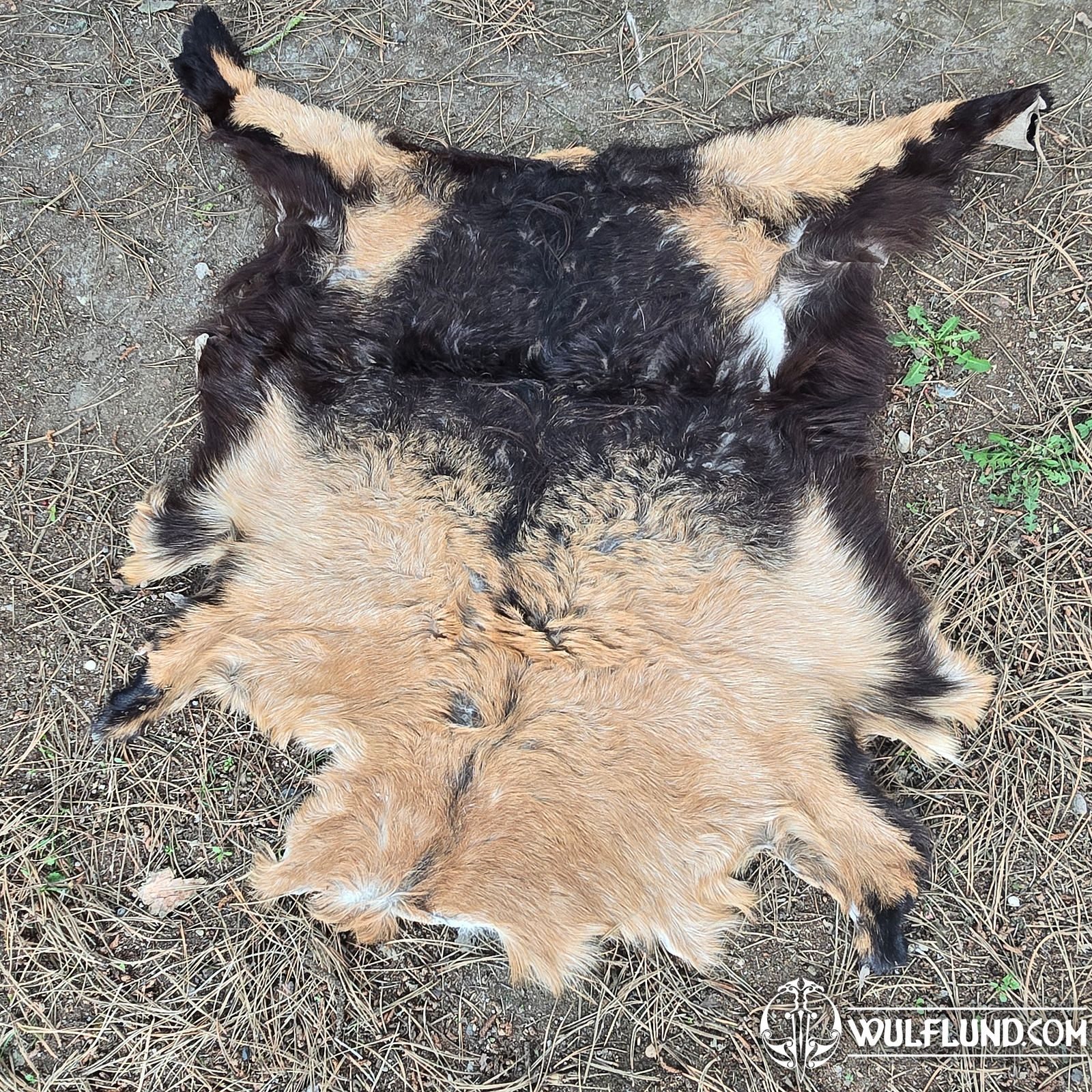 Fur - goat Bushcraft Camping and crafting Wulflund