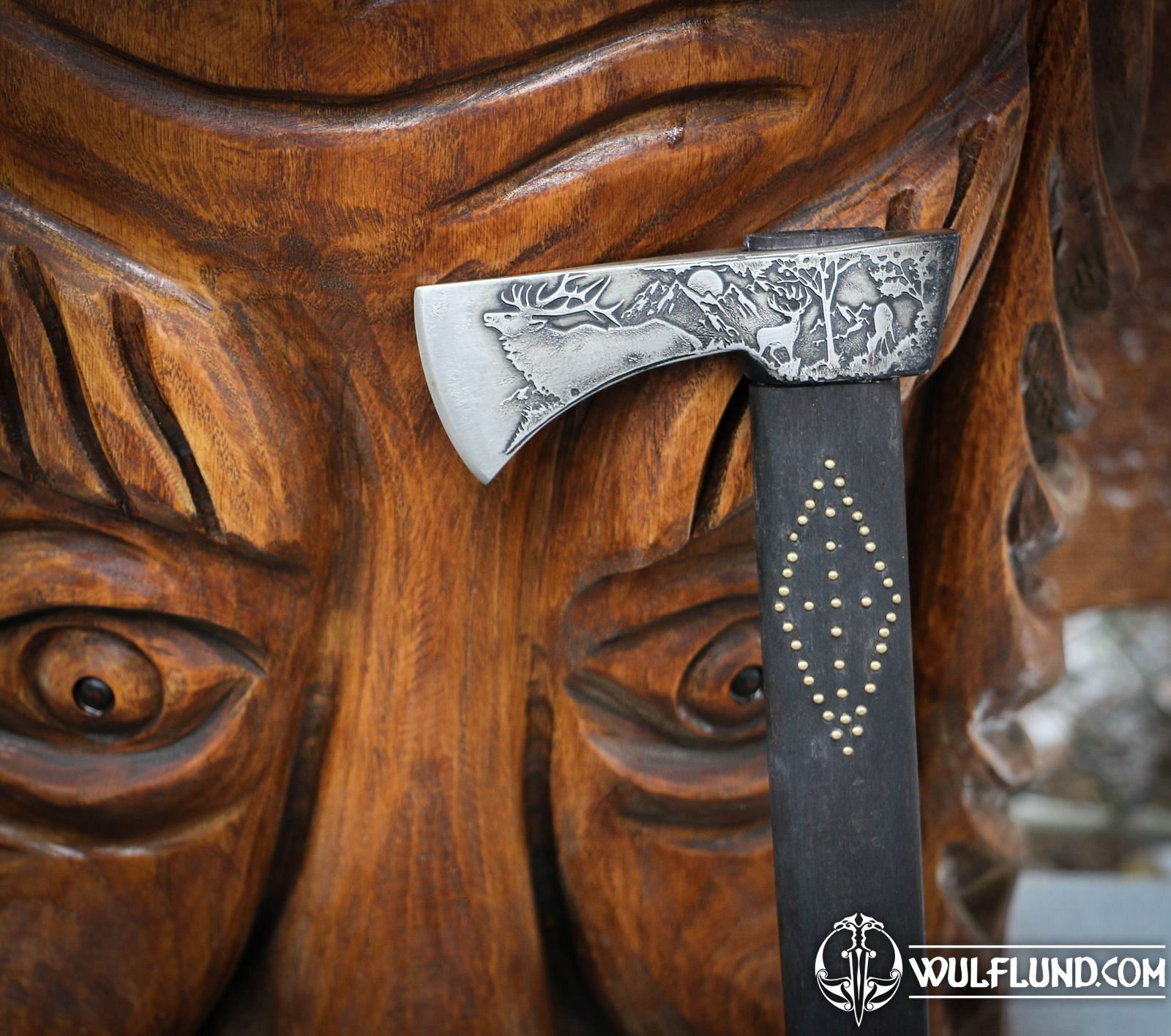 CARPATHIAN VALASKA traditional forged Axe - etched with Wolf and Deer ...