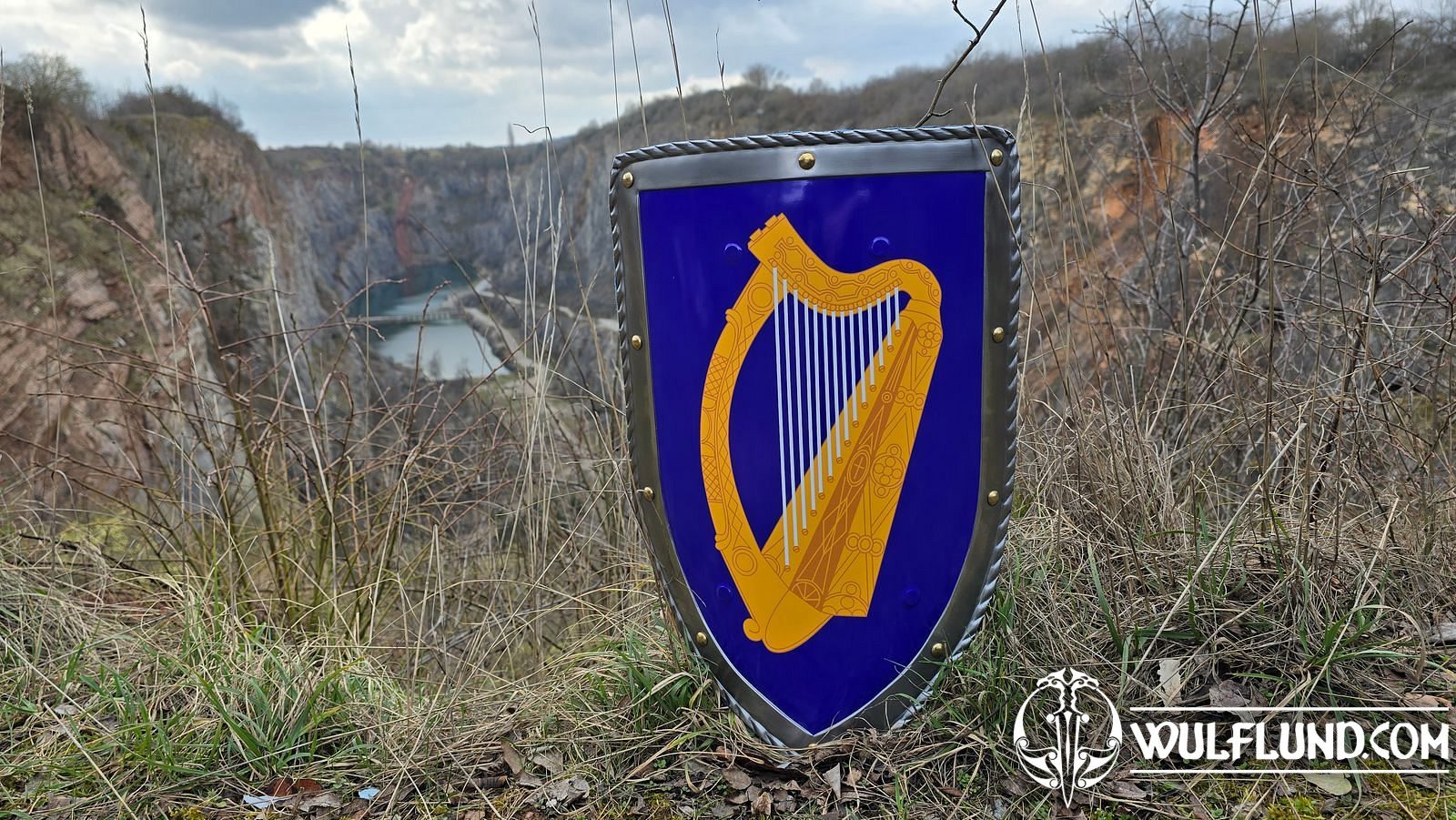 IRELAND, MEDIEVAL SHIELD - metal, handmade Decorative and painted ...