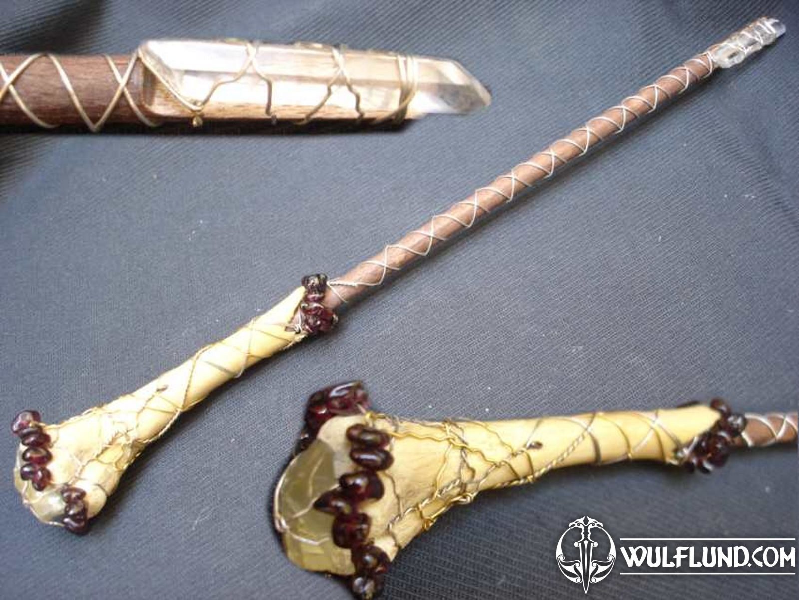 MAGICAL STICK BONE Outils magiques Magie, Décoration intérieure Nous ...