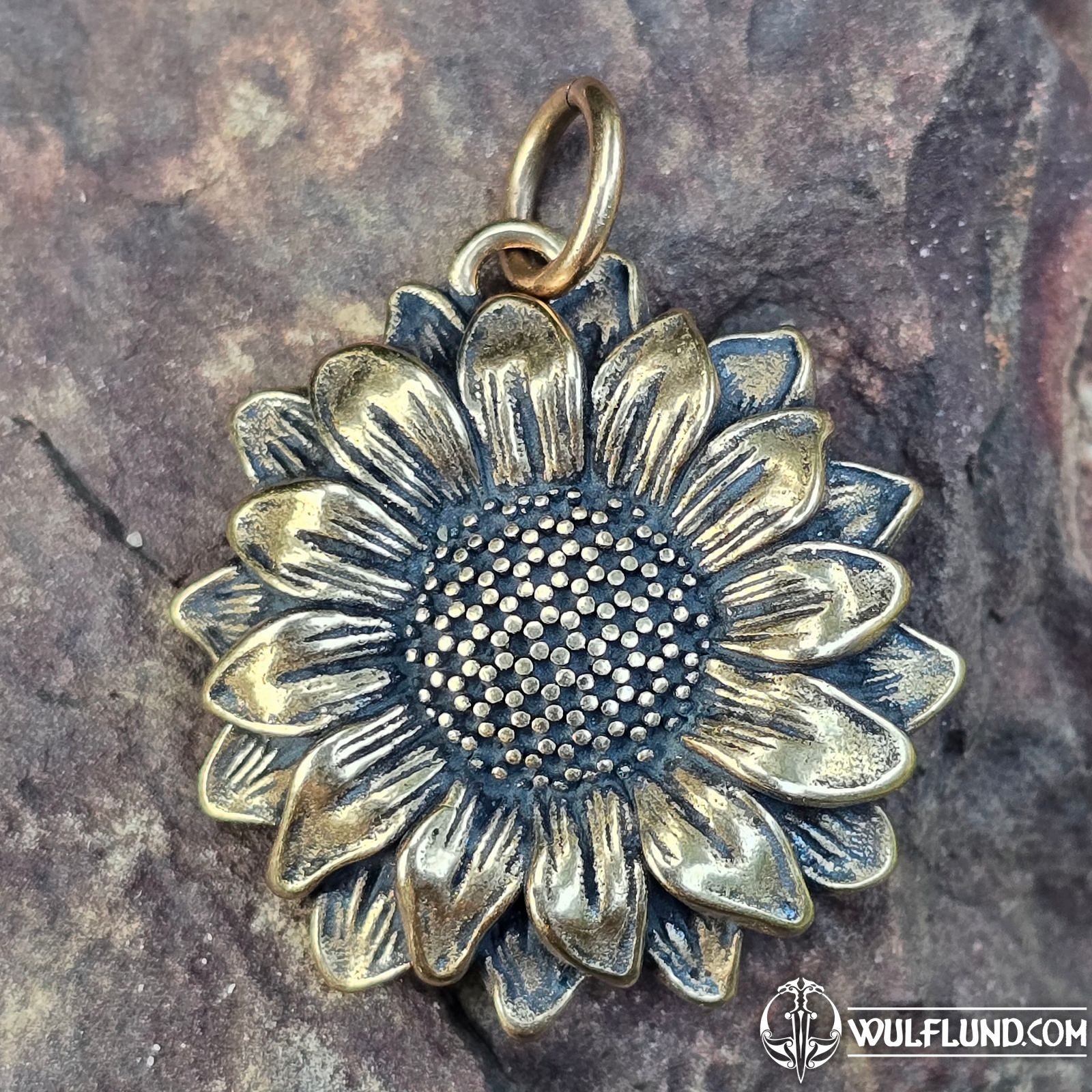 Sunflower, pendant, bronze Drakkaria Pendants Bronze jewellery ...