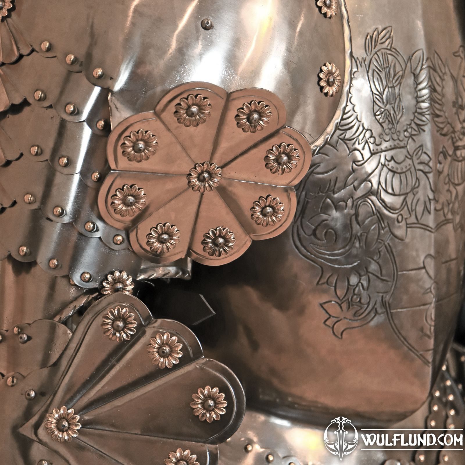 RENAISSANCE SUIT OF ARMOUR, etched armour, custom made Suits of Armour ...