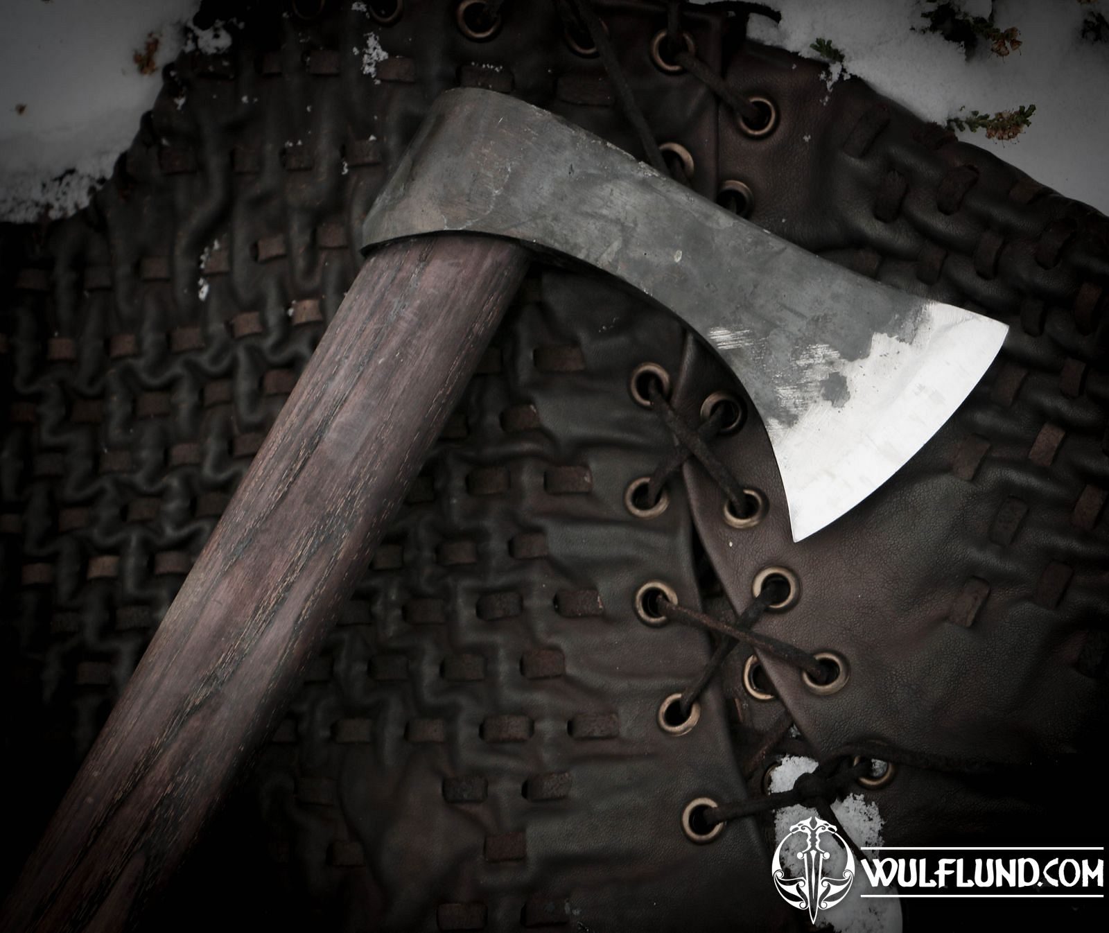 FRANCISCA Throwing Axe Drakkaria Throwing axes Throwing weapons ...