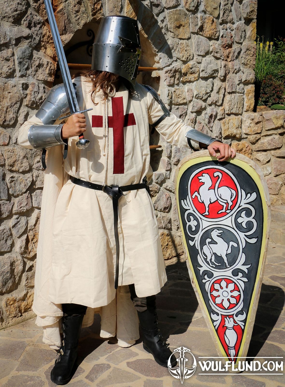TEMPLAR GRANDMASTER, costume - COSTUME RENTAL Drakkaria costume rentals ...