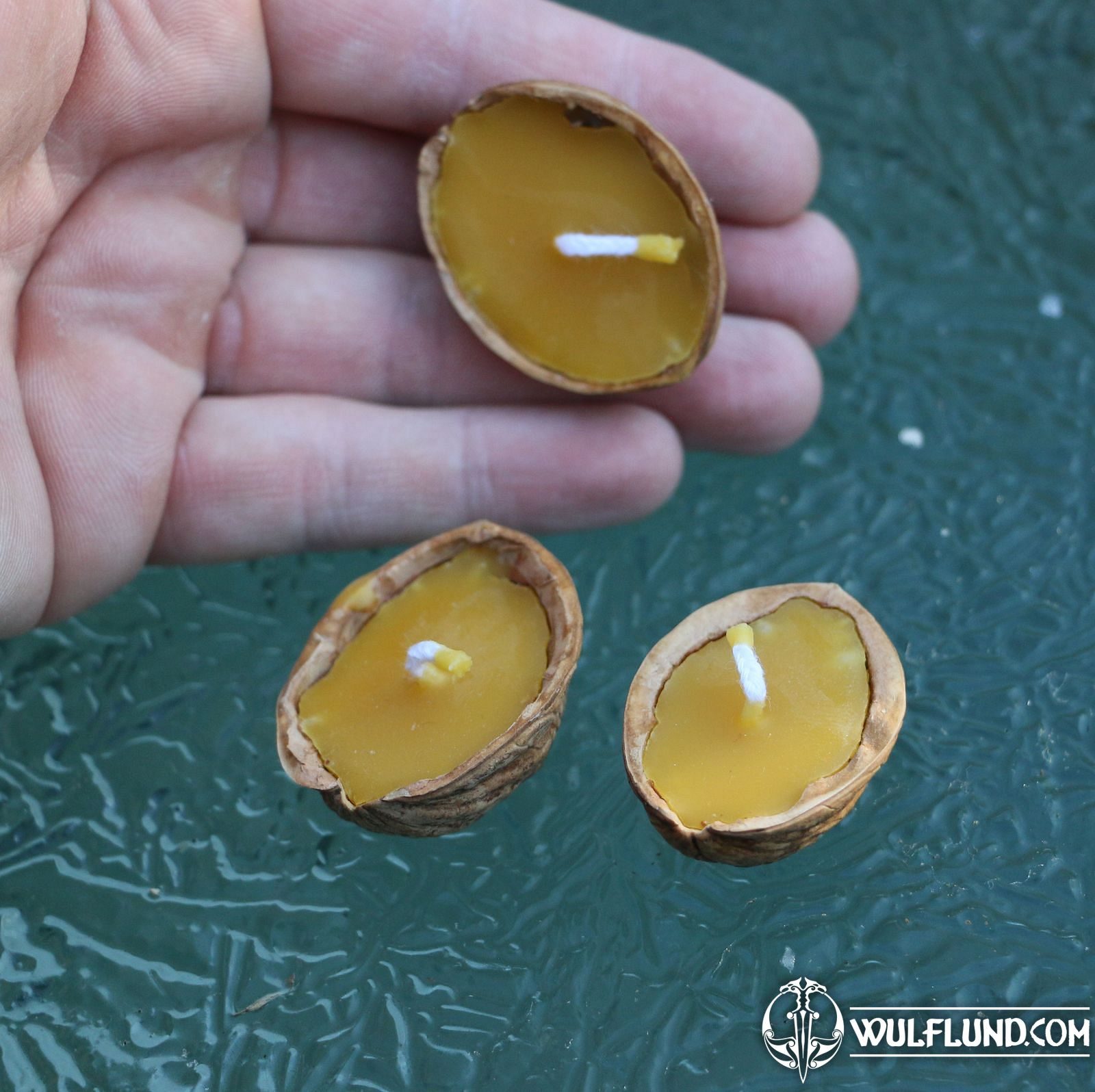 Floating nut - beeswax candle in shell Candles Aromatherapy, Home decor ...