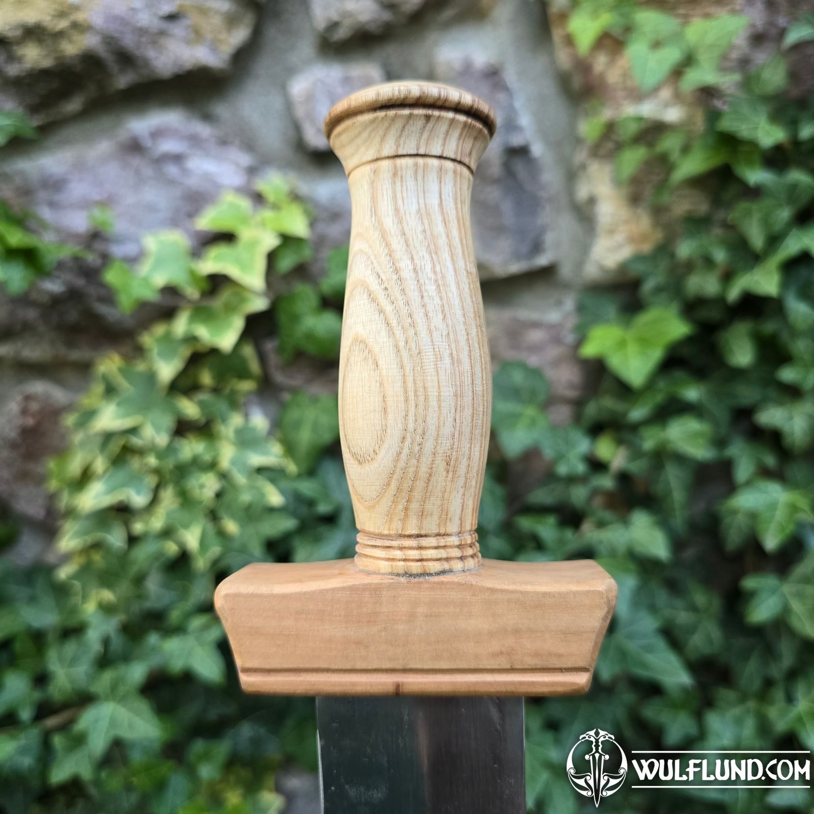 Gladiatorial Dagger, Pompeii, 1st century, replica Drakkaria Gladiator ...