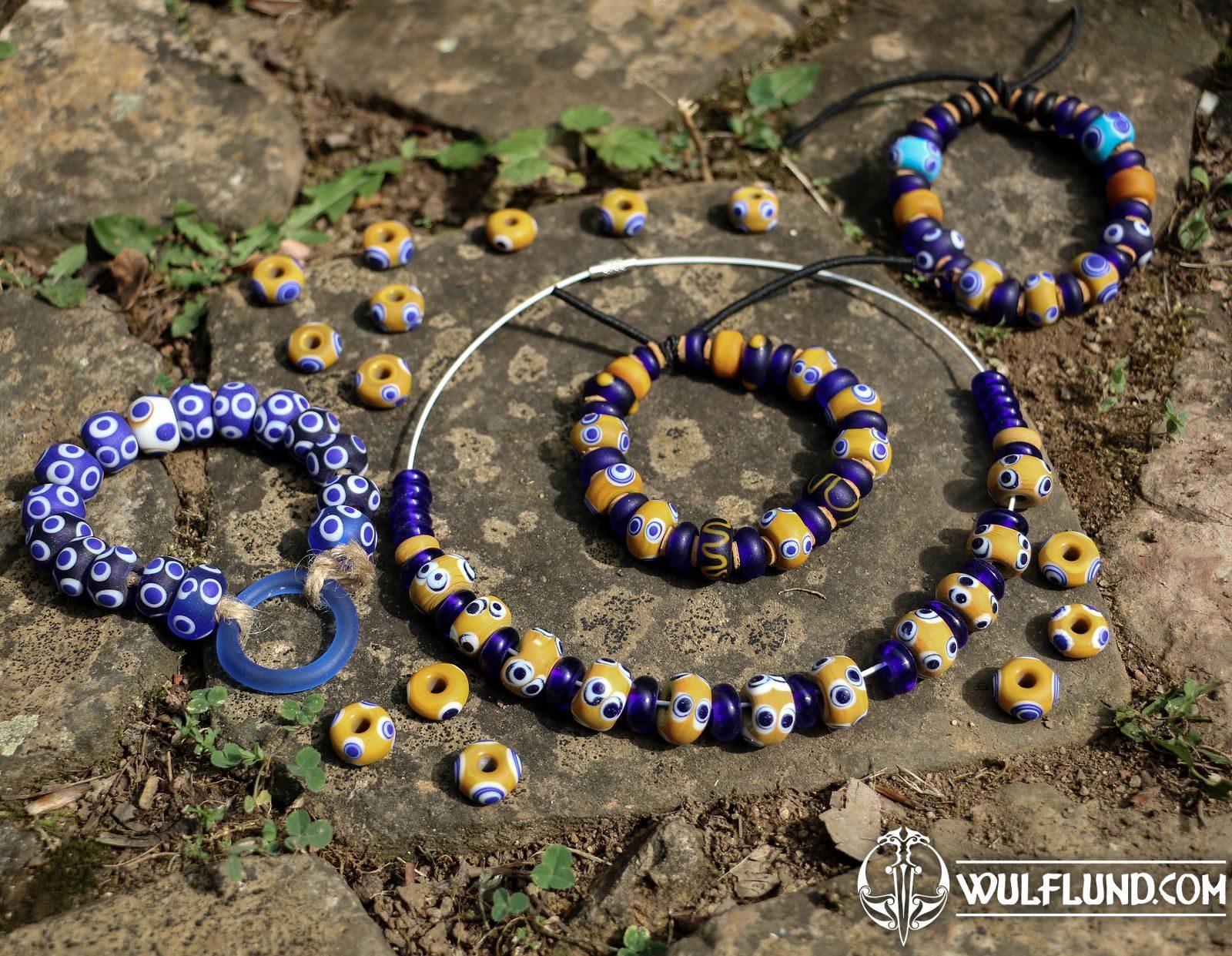 NECKLACE, Celtic glass beads, reproduction Drakkaria Historical glass ...