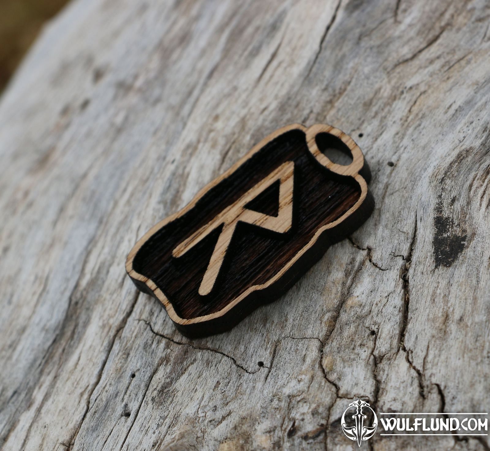 RAIDHO, Rune - Futhark, Wood Kadlus rune pendants Zinc amulets ...