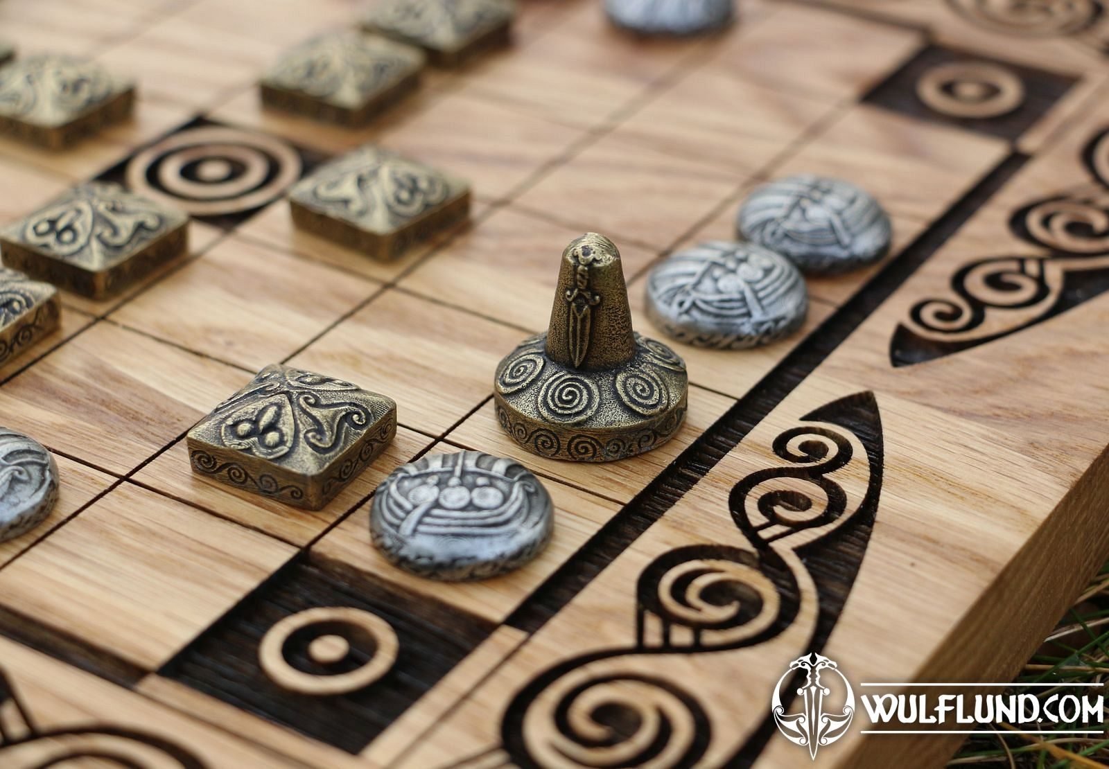 FIDCHELL Celtic board game BRIAN BORU version with oak board Kadlus ...