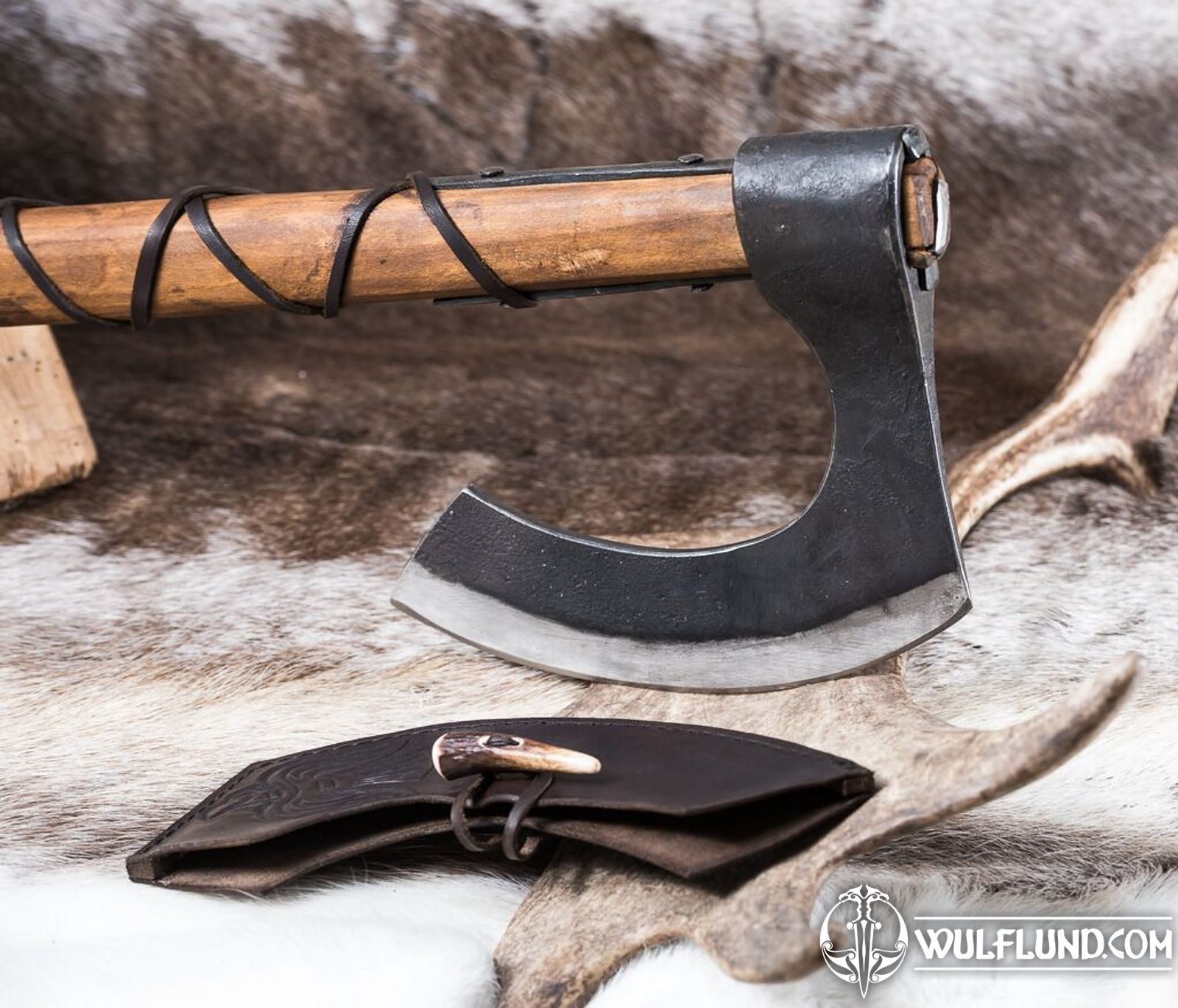 RAGNAR LODBROK, forged Viking Axe Wulflund