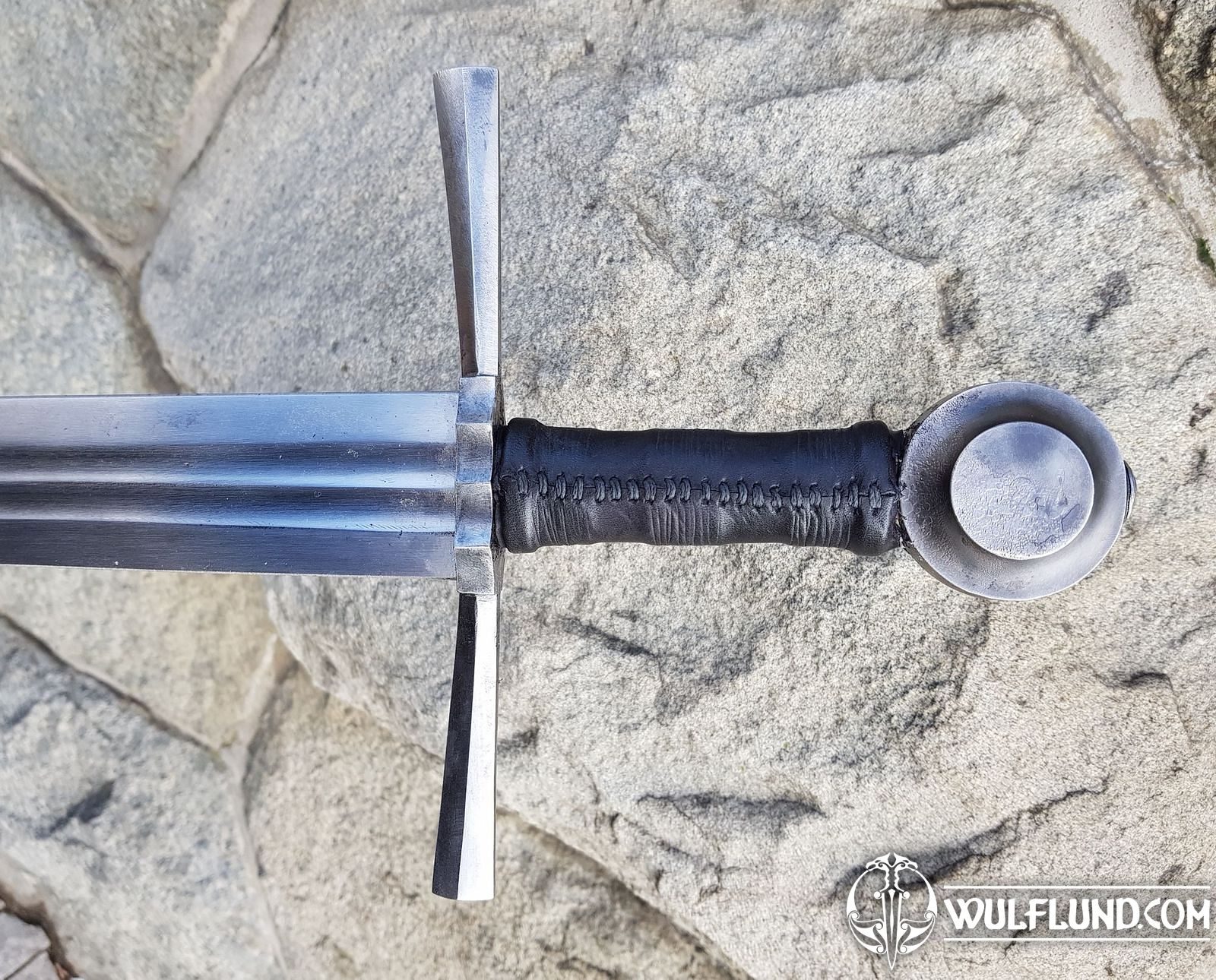 FERRANT, medieval broadsword, 14th century Drakkaria Medieval swords ...