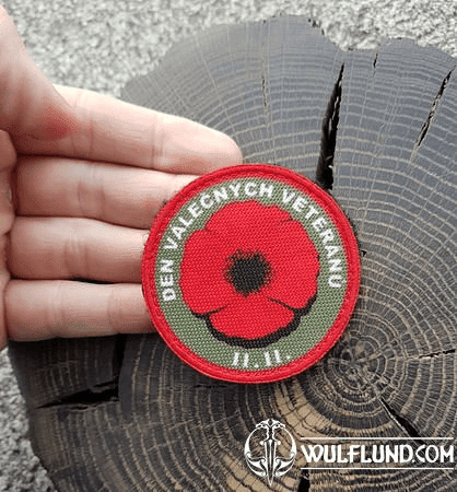Veteran's Day Poppy, Velcro Patch military patches CLOTHING - Military ...