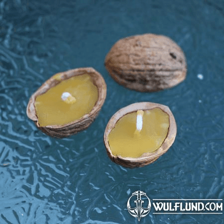 Floating nut - beeswax candle in shell Candles Aromatherapy Wulflund ...