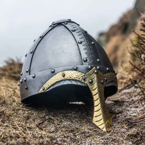 Armour, Helmets Wulflund