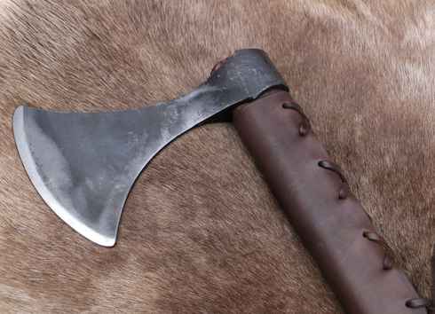 Weapons, Axes, page 2 Wulflund