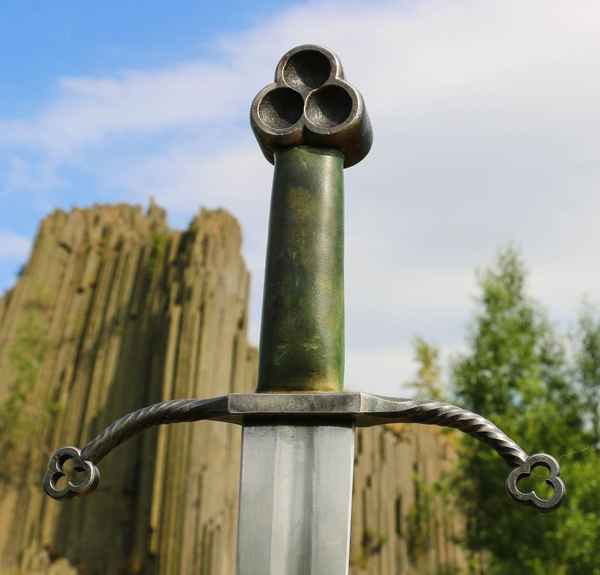 Claíomh Solais - Sword of the Light, Irish trefoil sword Wulflund