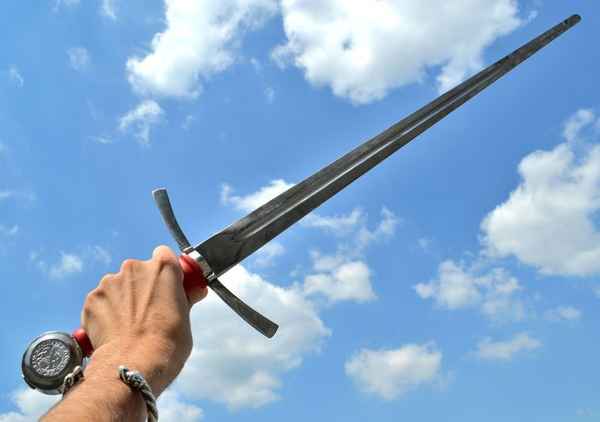 medieval king's sword Wulflund