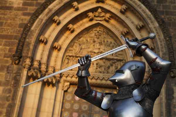 Sir Radzig's Sword – the official replica from Kingdom Come ...