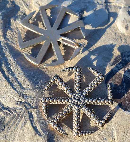 MEANING SLAVIC SYMBOL OF KOLOVRAT Wulflund