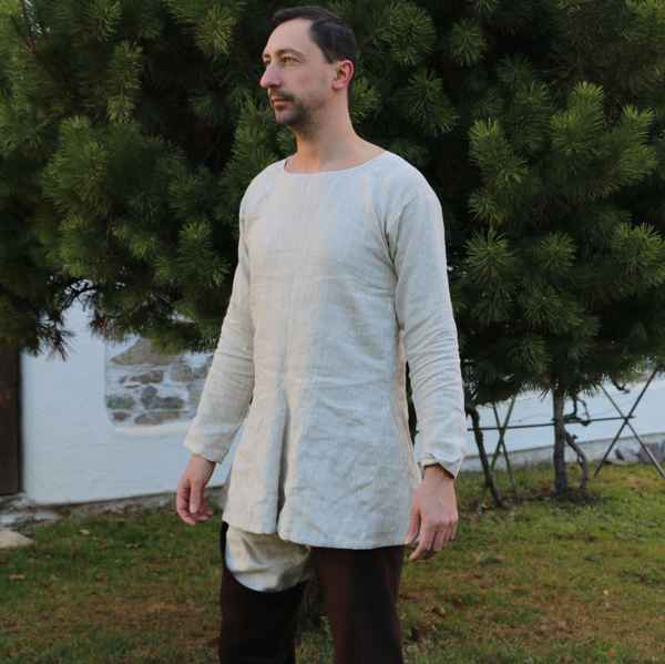 Medieval linen shirt, man 14th century clothing for men Historical ...