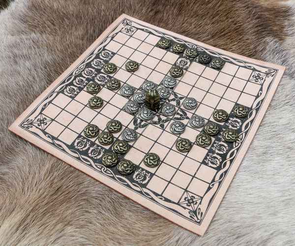 HNEFATAFL or Tafl, Viking Board Game - leather and stones Wulflund